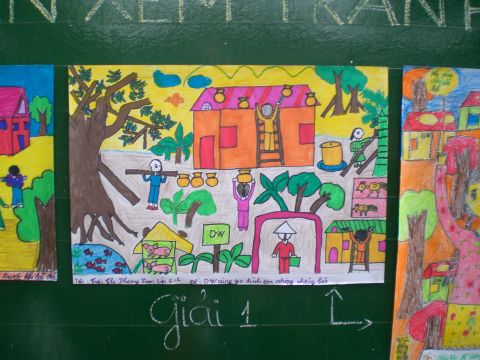 School drawing competetion on preventing typhoon damage to house | DW ...